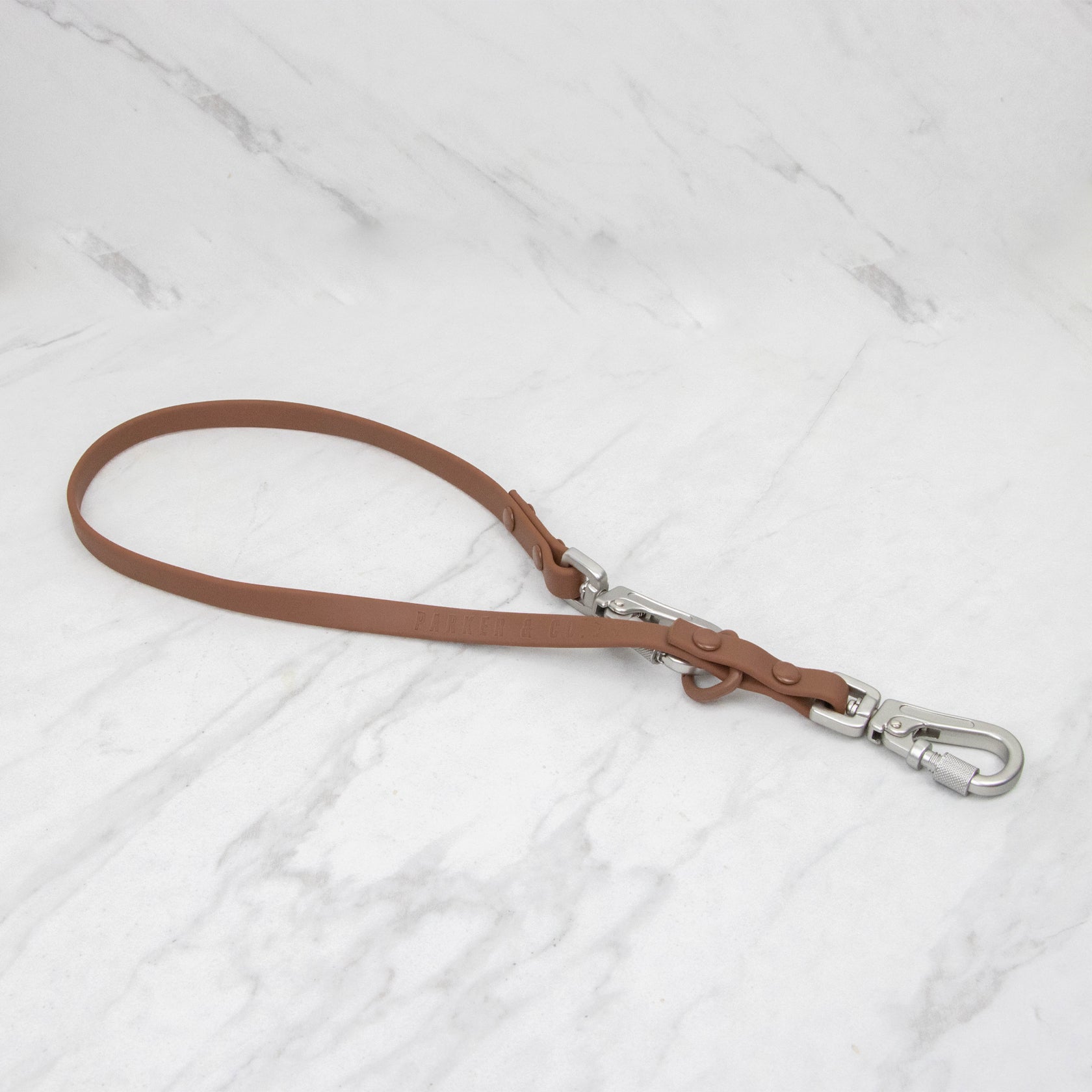 Solace Waterproof Multi-Dog Connector / Traffic Handle – Parker & Co.