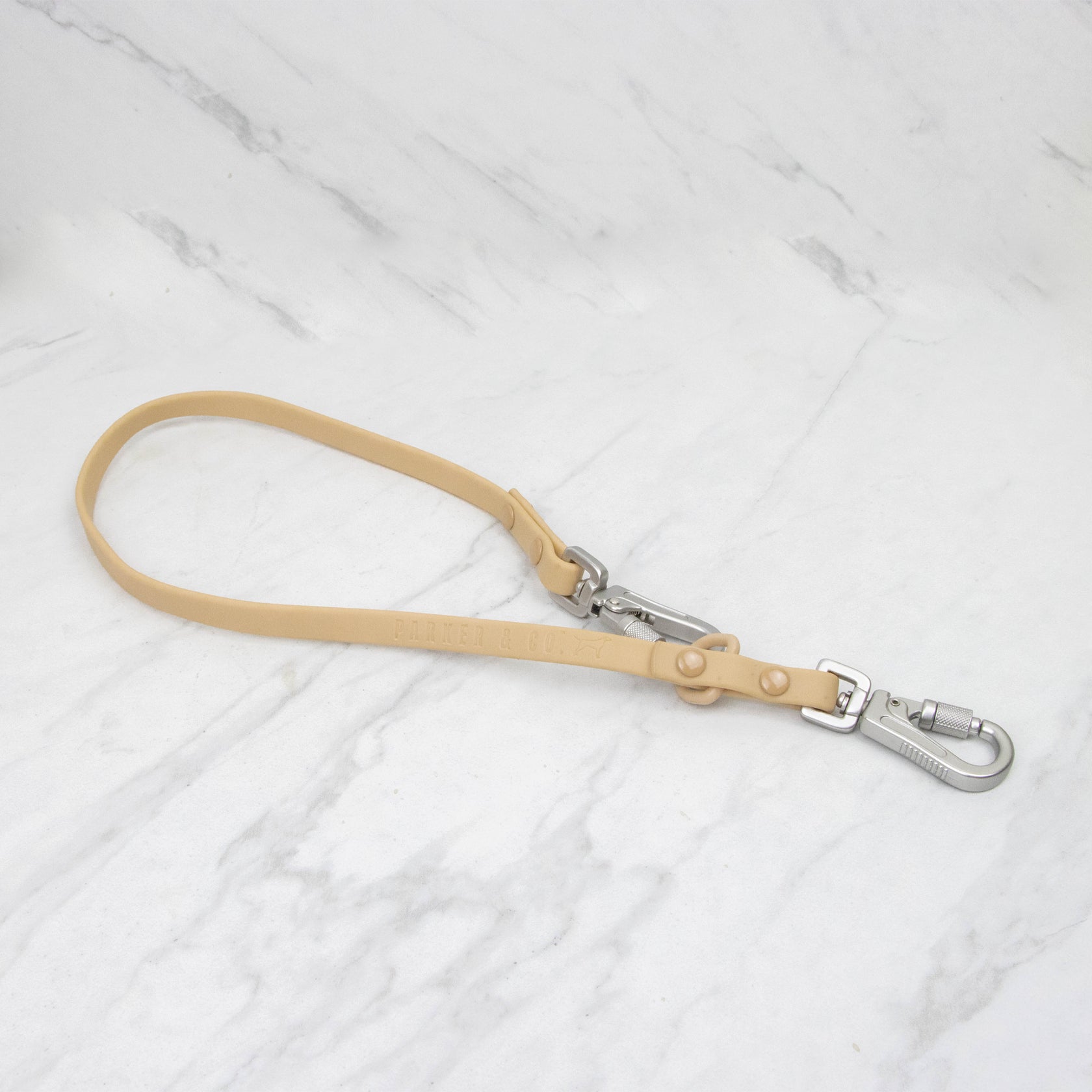 Solace Waterproof Multi-Dog Connector / Traffic Handle – Parker & Co.